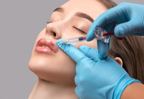 The Benefits and Risks of Needleless Lip Filler Injections
